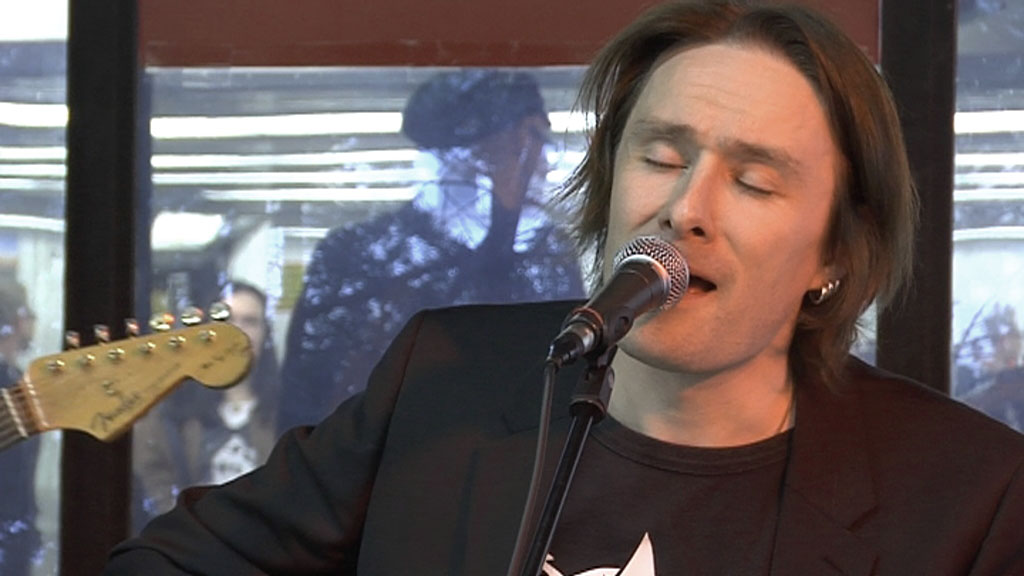 Kalle Ahola | Satumaa | Artistit | yle.fi